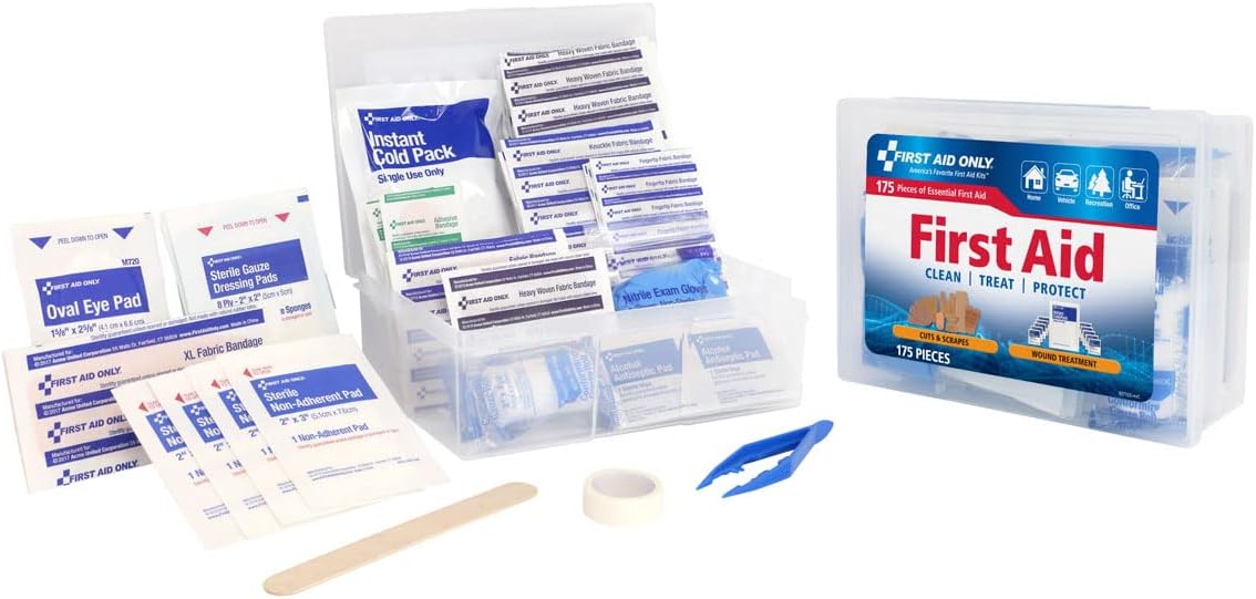 Amazon.com: First Aid Only PhysiciansCare On-The-Go Emergency First Aid ...