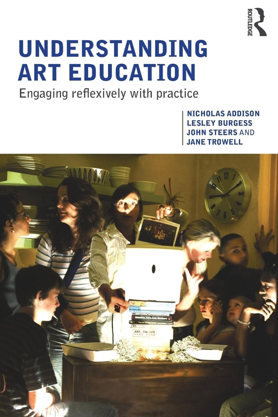 Amazon.com: Understanding Art Education: Engaging Reflexively with ...