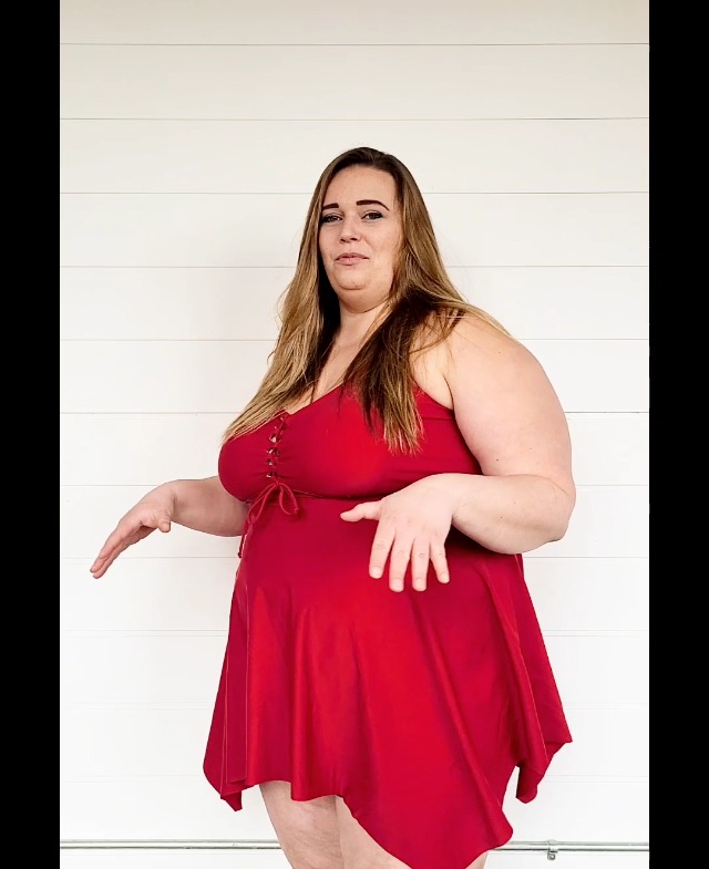 Watch plus size swimsuit for women on Amazon Live