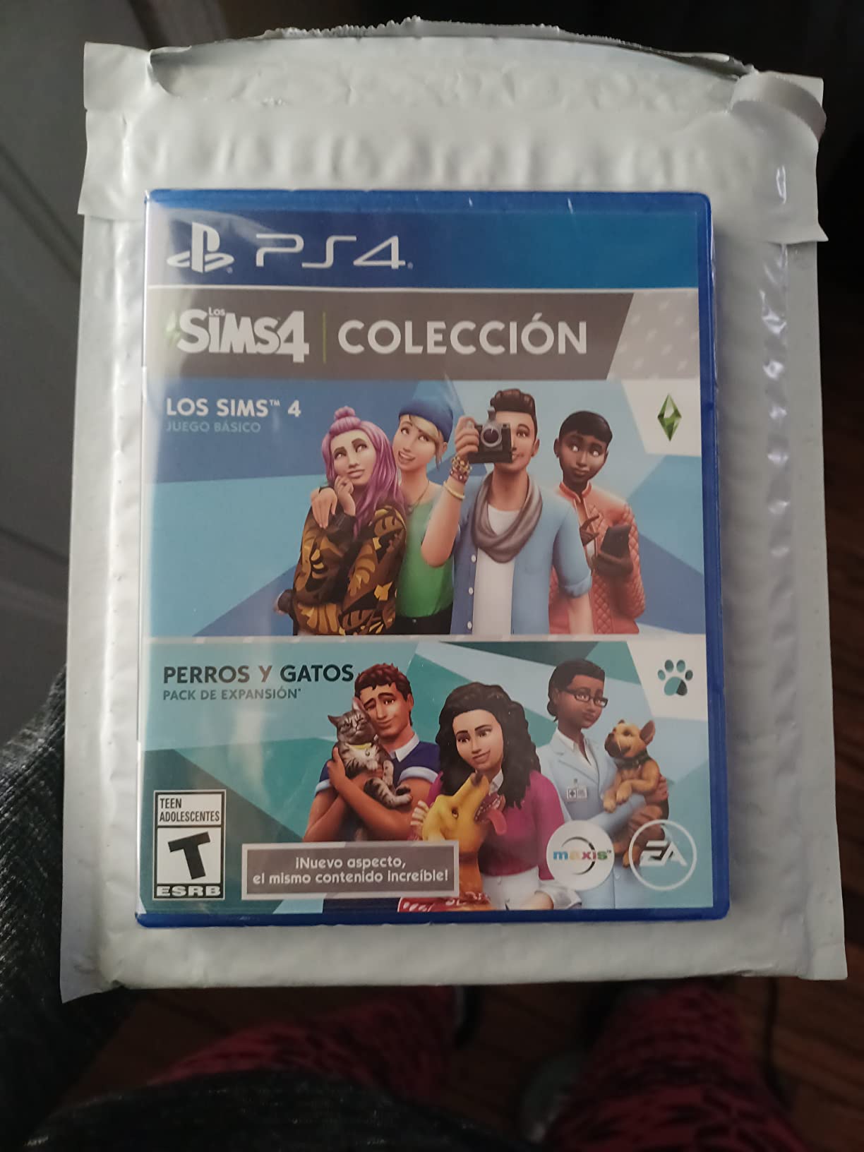 The Sims 4 Plus Cats & Dogs Bundle - PlayStation 4: playstation 4 ...