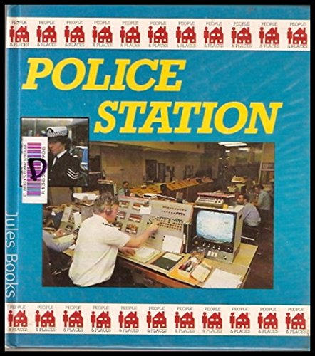 Police Station (People and People): Wood, Tim, Fairclough, Chris ...