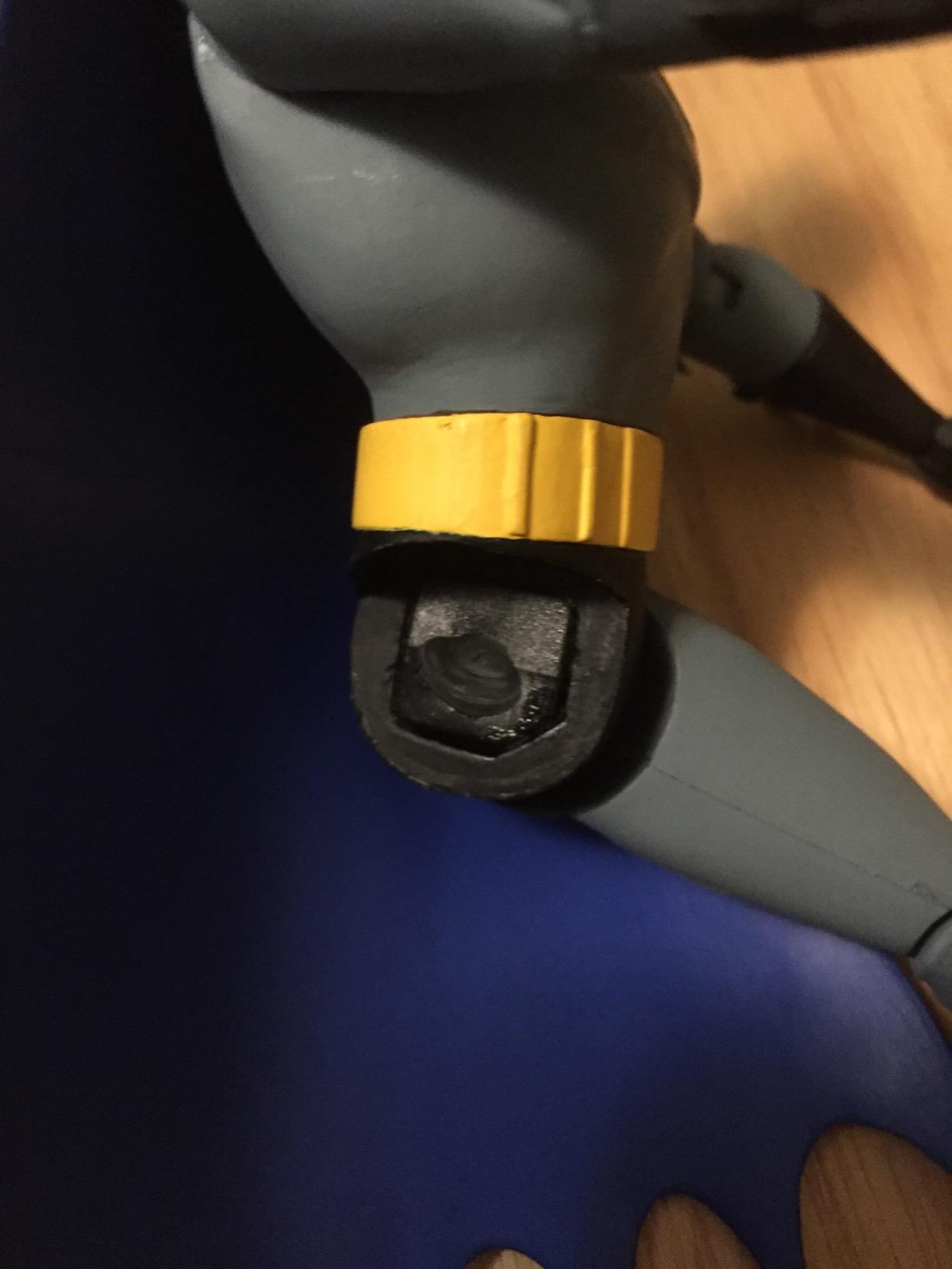 Amazon.com: DC Collectibles : The Animated Series: Batman Action Figure ...