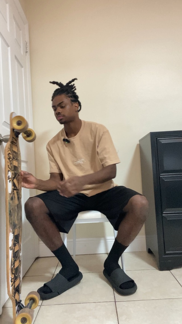 Watch Amazing and affordable longboard on Amazon Live