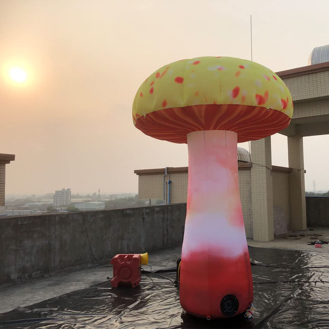 Snapklik.com : Vinfgoes Outdoor Garden Decor Giant LED Inflatable Mushroom