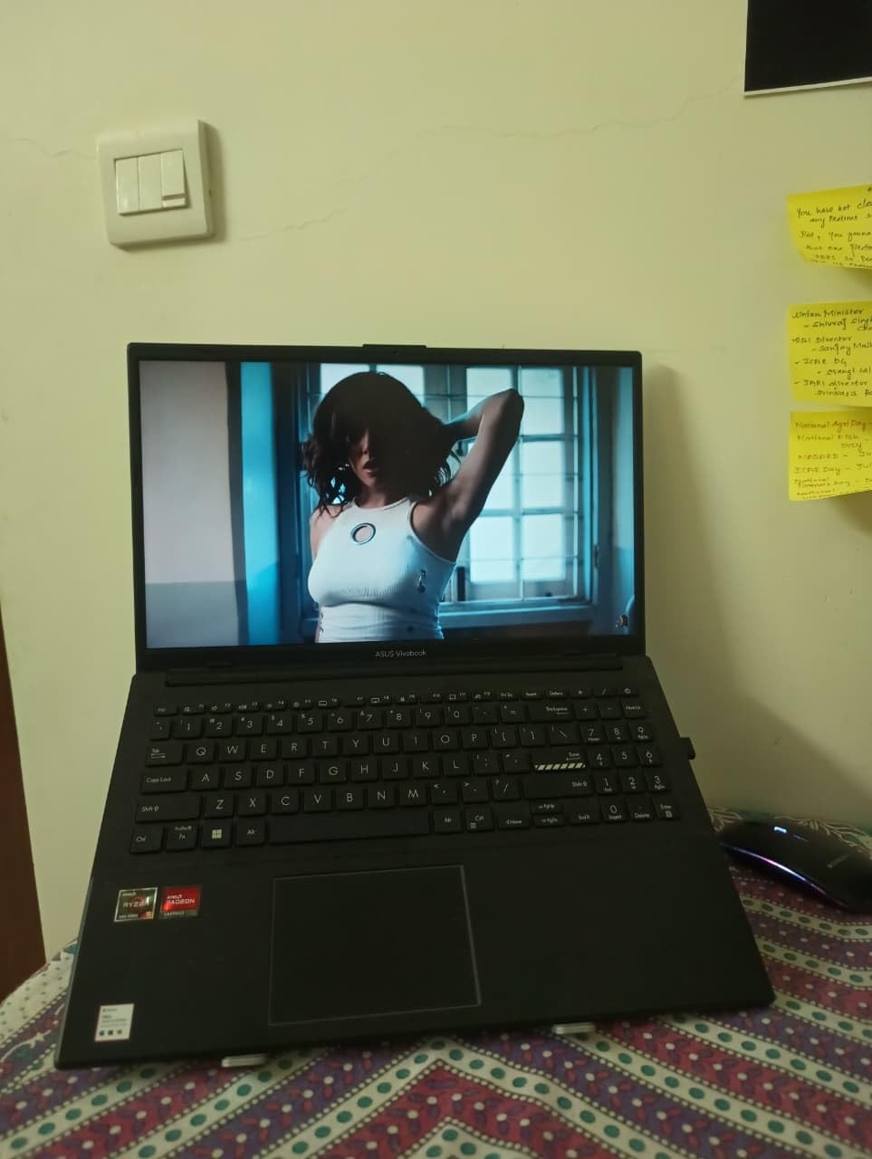 ASUS Vivobook Go 15 (2023), AMD Ryzen 5 7520U, 16GB RAM, 512GB SSD, FHD ...