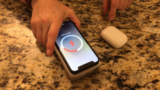 Watch Wireless Magnetic Power Bank 10000mAh on Amazon Live