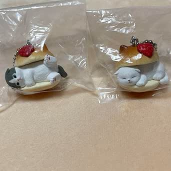 Amazon.co.jp: Set of 2 Moffsand Gacha Maritozzo Mofusando Figures : Toys & Games