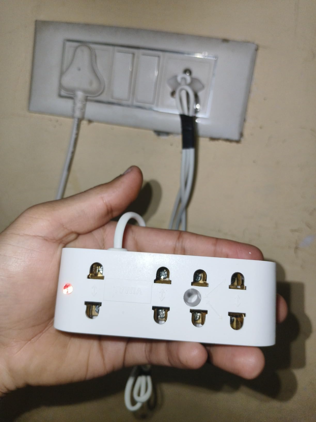 VIMAL WIRING DEVICES Yatra 2 Pin Extension Cord 1.3Mtr. with Surge ...