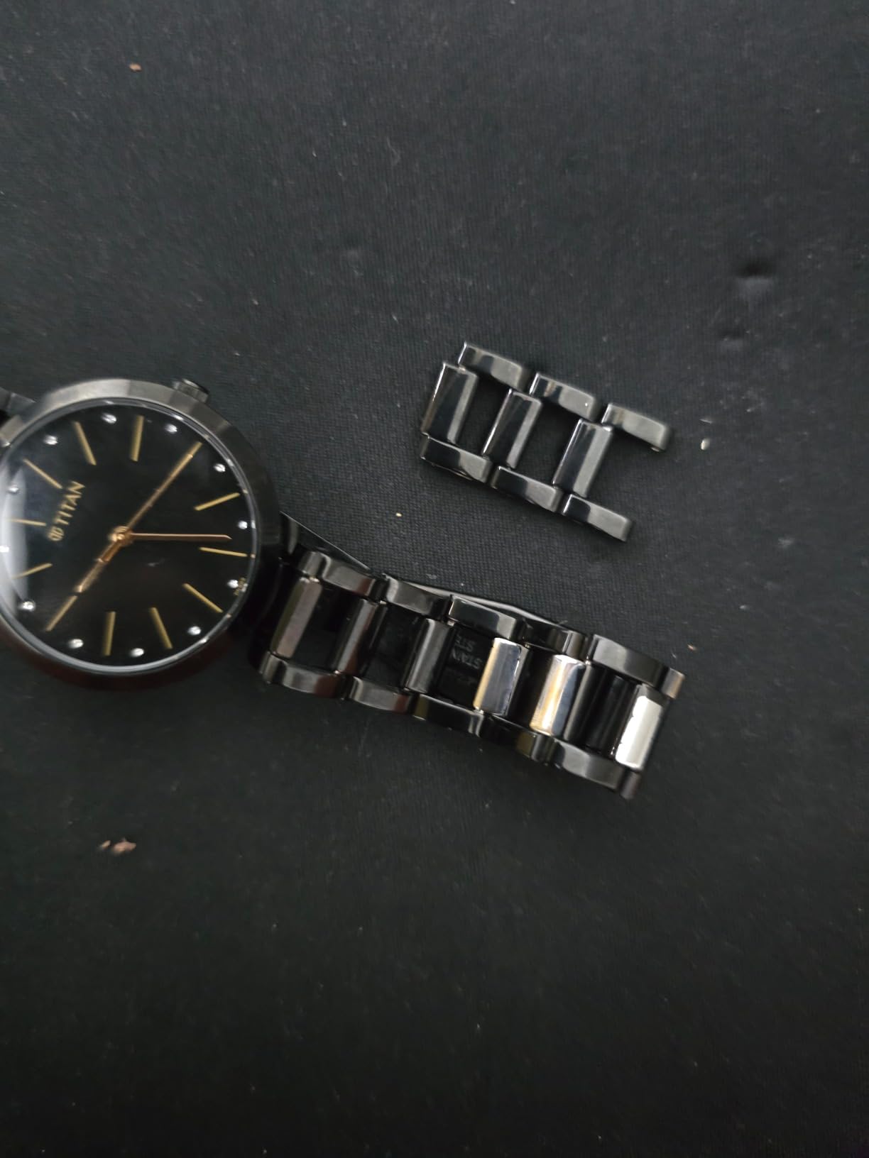 Buy Titan Workwear Quartz Analog Black Dial Black Stainless Steel Strap ...