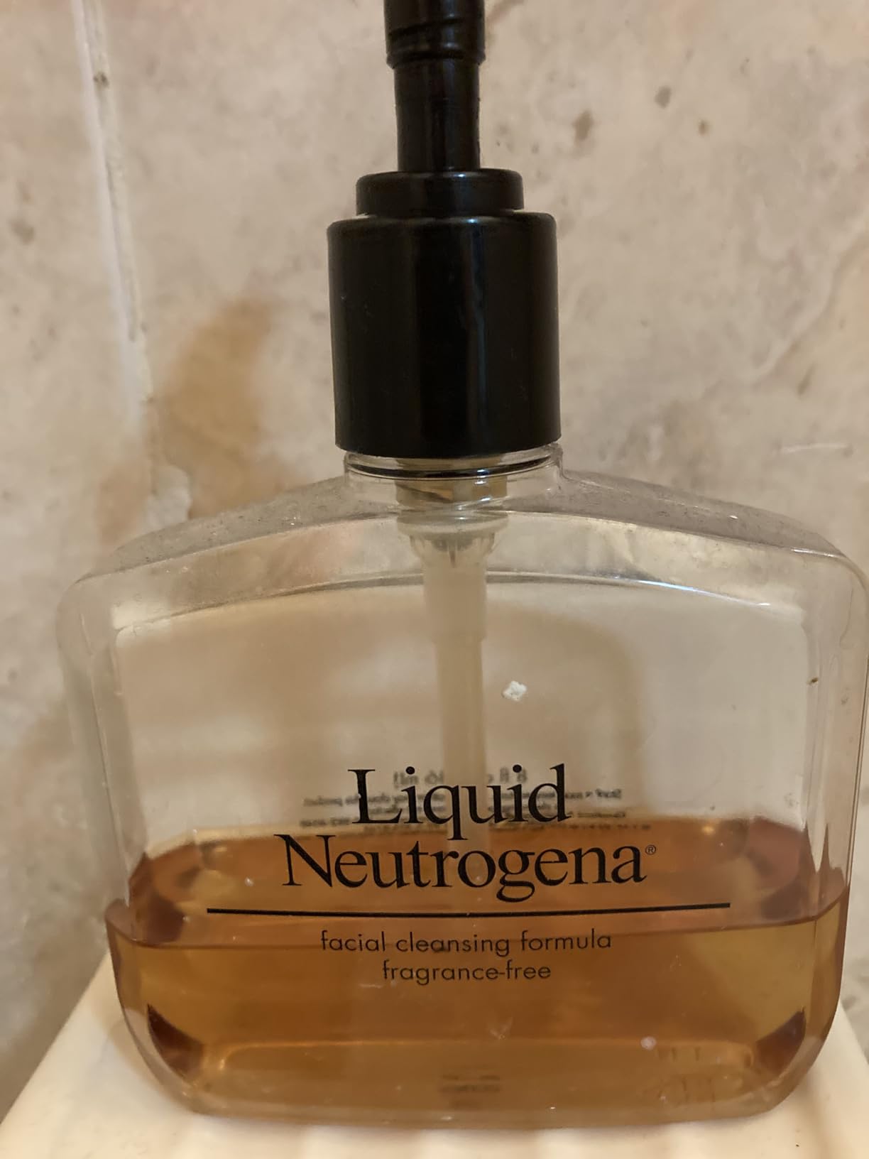 Amazon.com: Neutrogena, Liquid Neutrogena, Facial Cleansing Formula ...