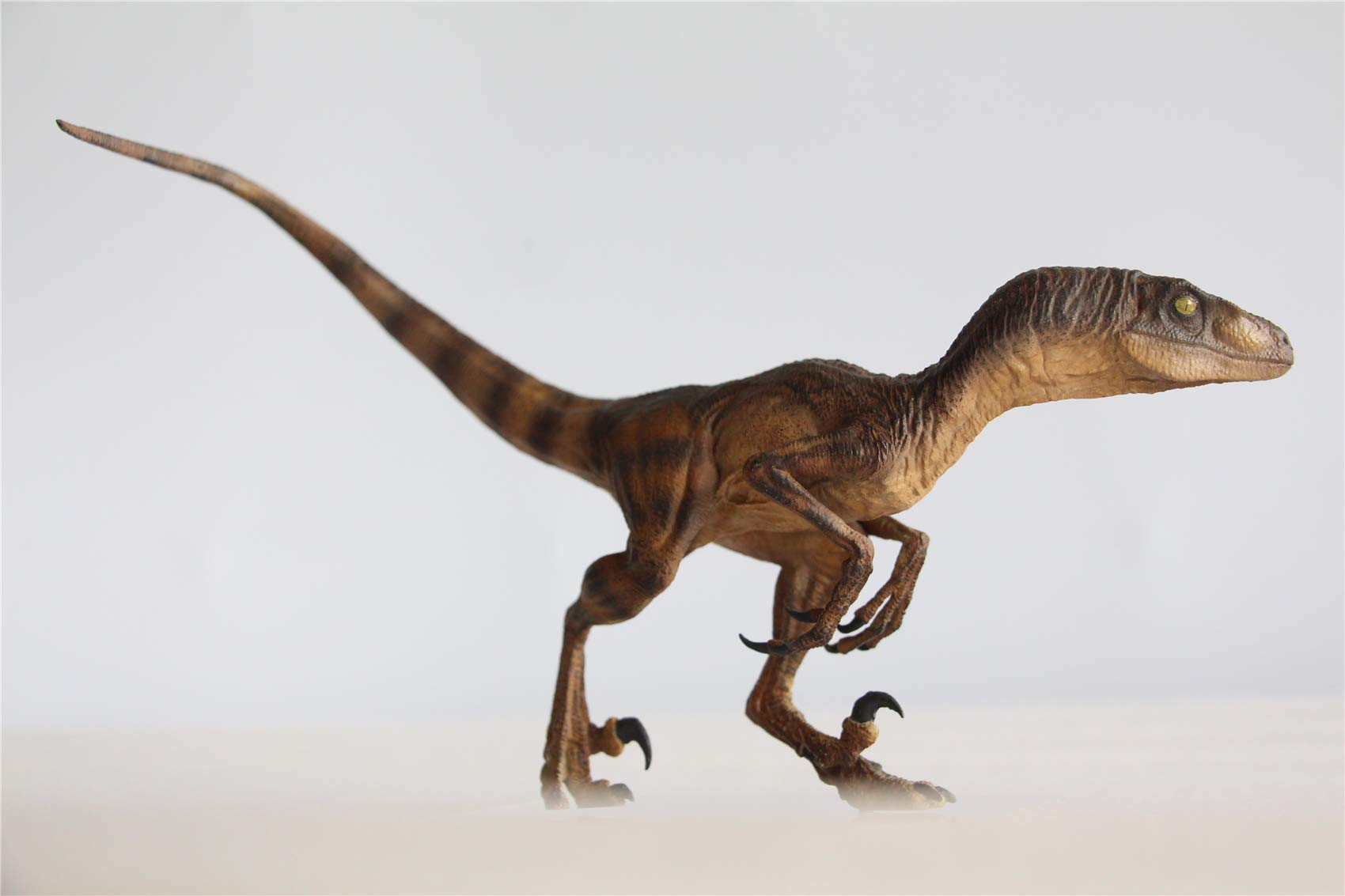 Dino Dream 1 15 Velociraptor Raptor In The Kitchen Statue | Desertcart ...