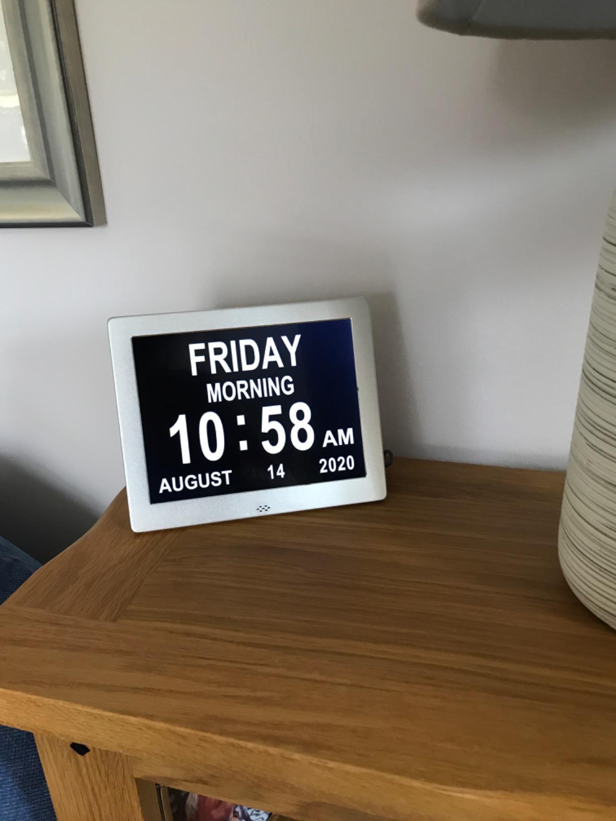 Metal Digital Clock with Date and Day- Auto Dimmable Display,Extra ...