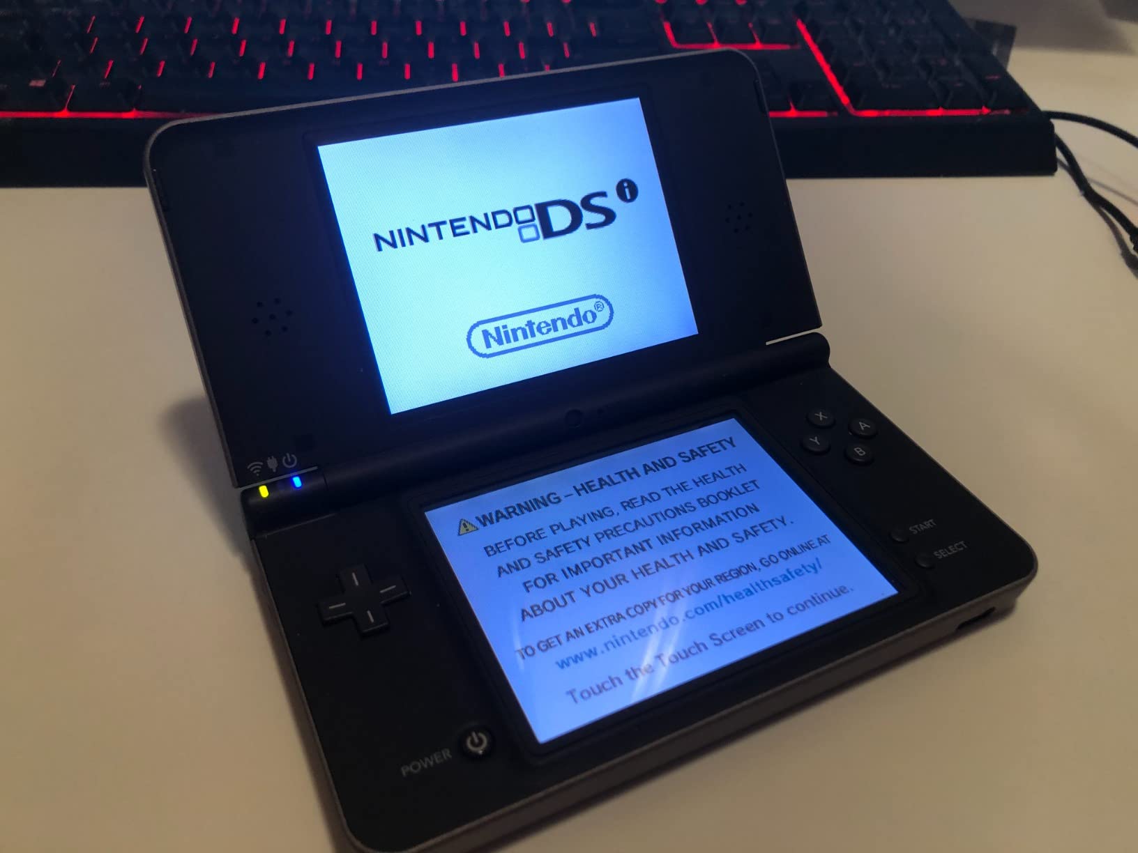Amazon.com: Nintendo DSi XL Burgundy : Video Games