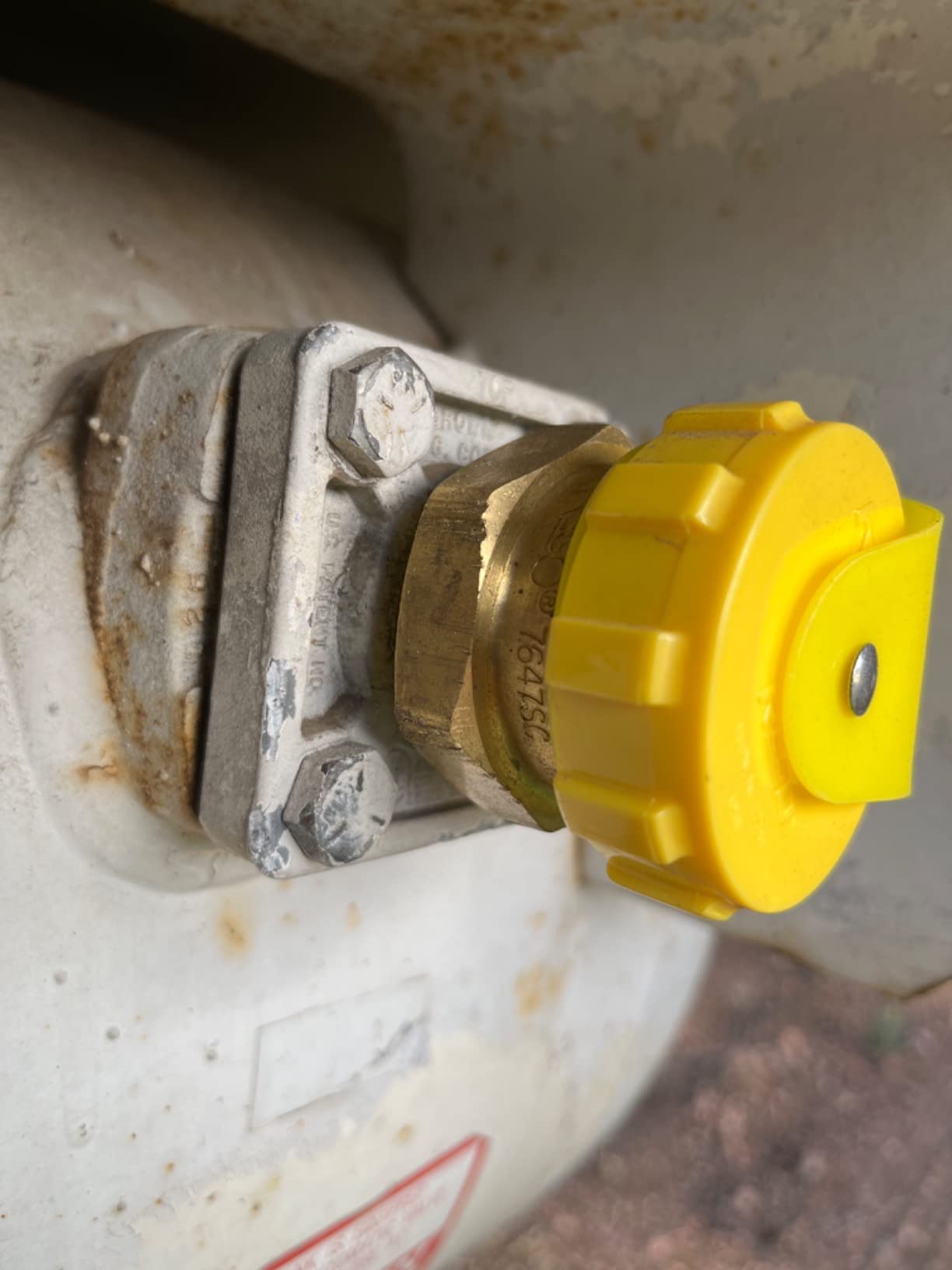 Amazon.com: Rego Propane Tank Filler Valve Rego 7647Sc : Patio, Lawn ...