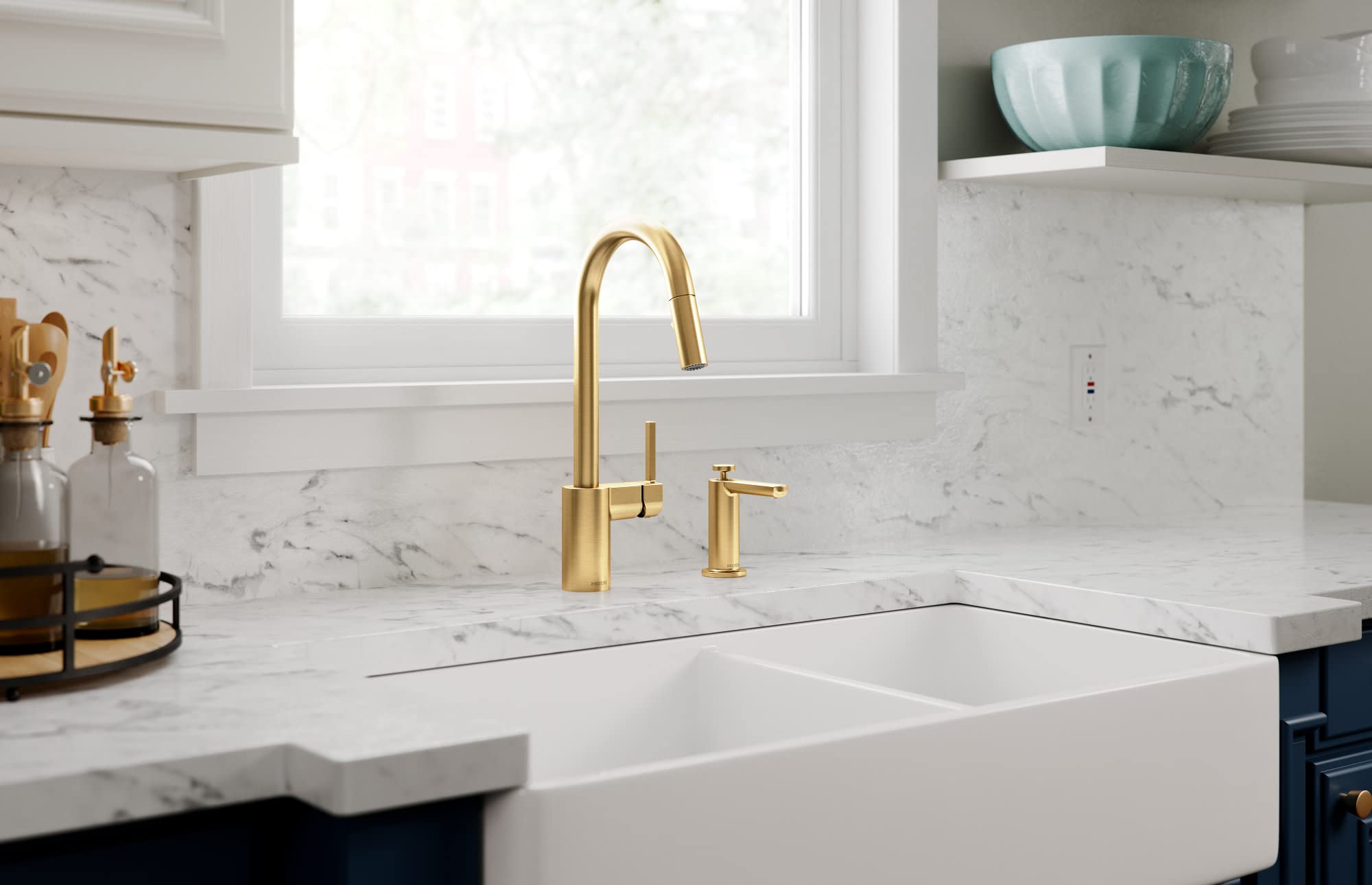 Moen Align Brushed Gold One-Handle Modern Kitchen Pulldown Faucet with ...