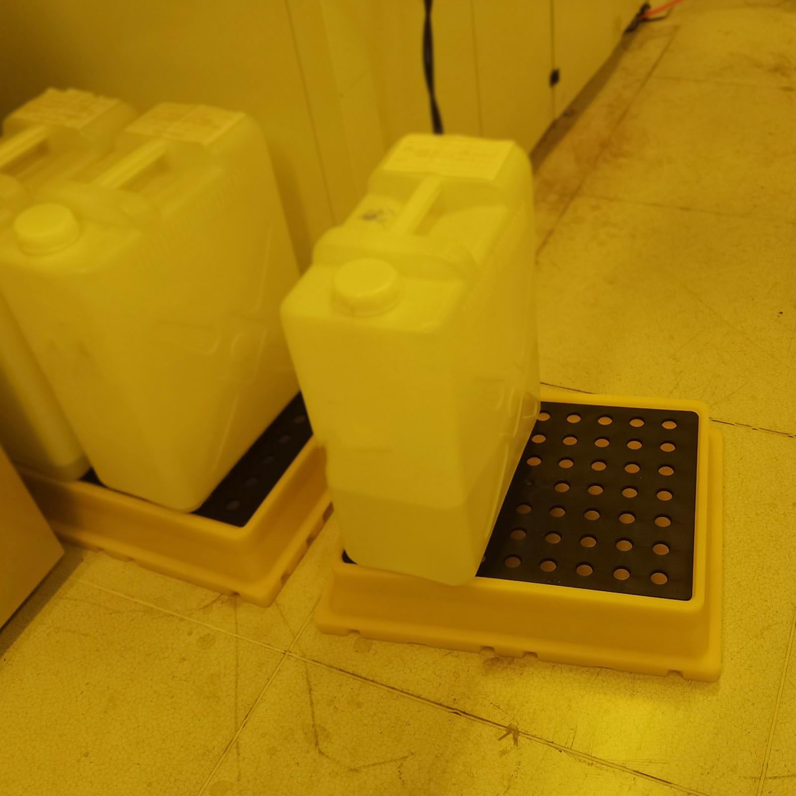Secondary Containment PFCDZDU 2 Drum Containment Spill Pallet ...