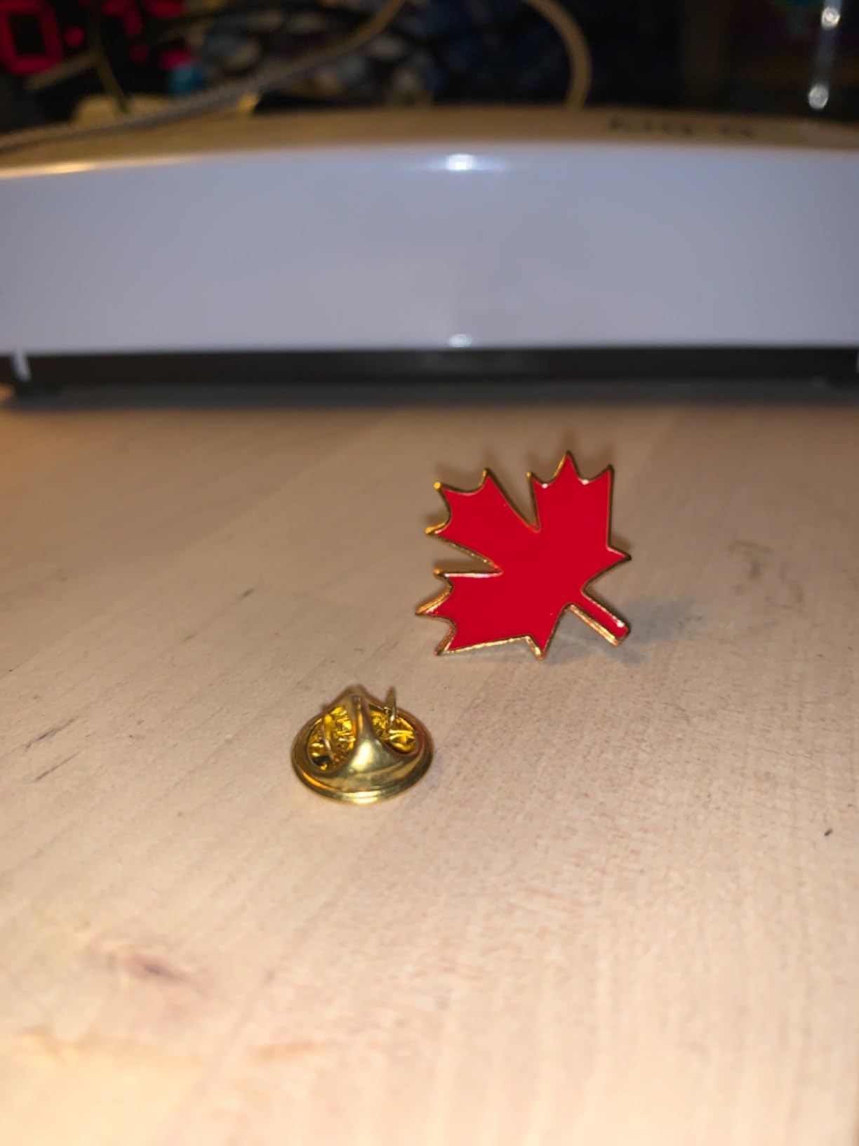 ETEYES 12 Pcs Canada Flag Pin, Canadian Metal Lapel Pins Maple Leaf Pin ...