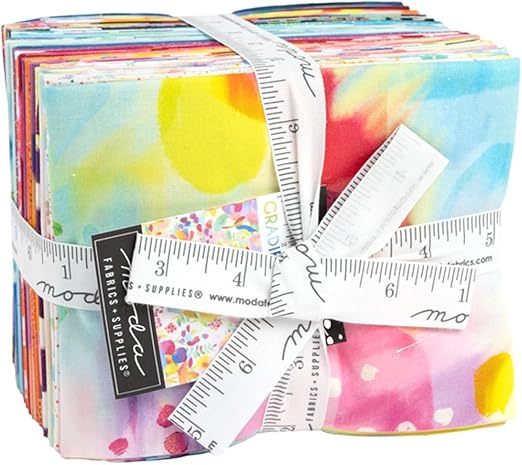 Amazon.com: Moda Fabrics Gradients Auras Fat Quarter Bundle 33730AB