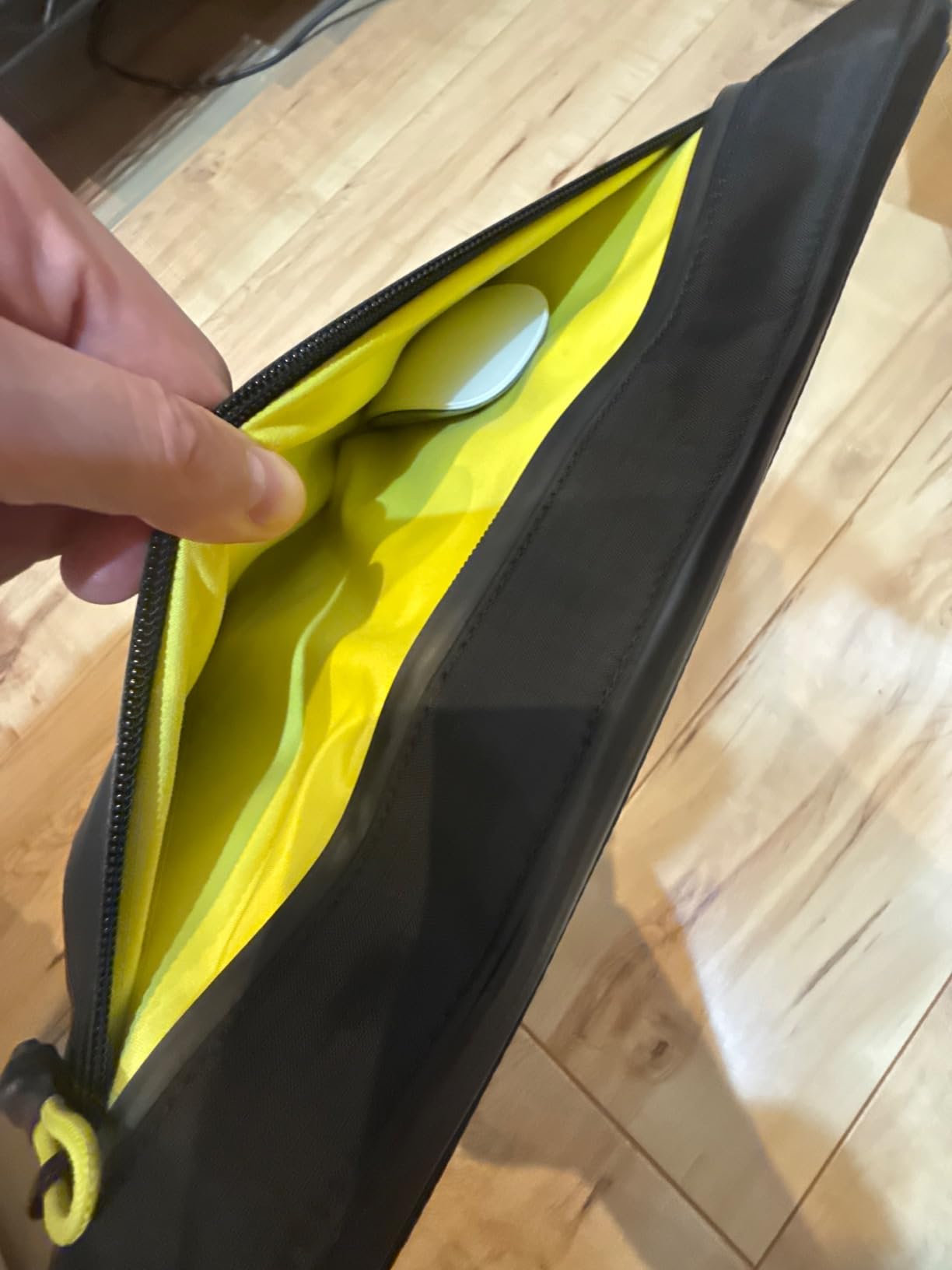 Amazon.co.jp: Native Union（ネイティブユニオン）Ultralight Sleeve－軽量で丈夫、持続可能－100 ...