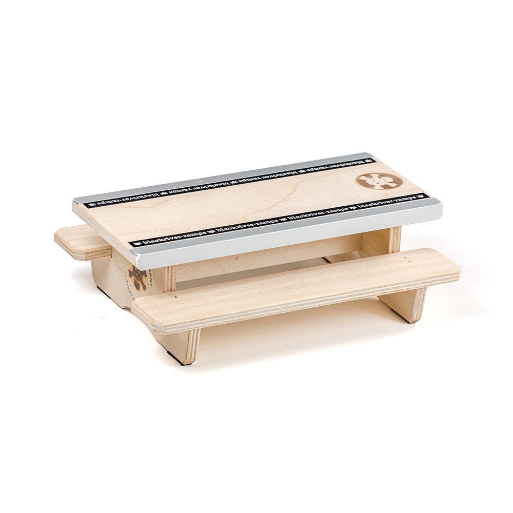 Amazon.com: Blackriver Ramps Fingerboard Mini Table : Toys & Games