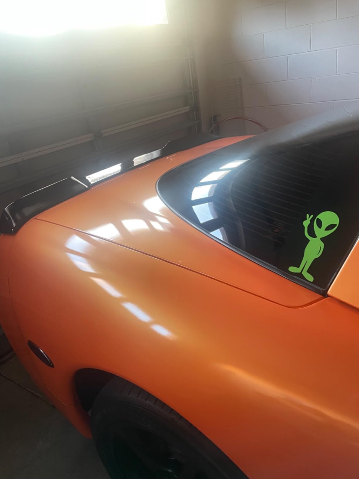 Amazon.com - Sunset Graphics & Decals Alien Peace Sign Decal Vinyl Car ...