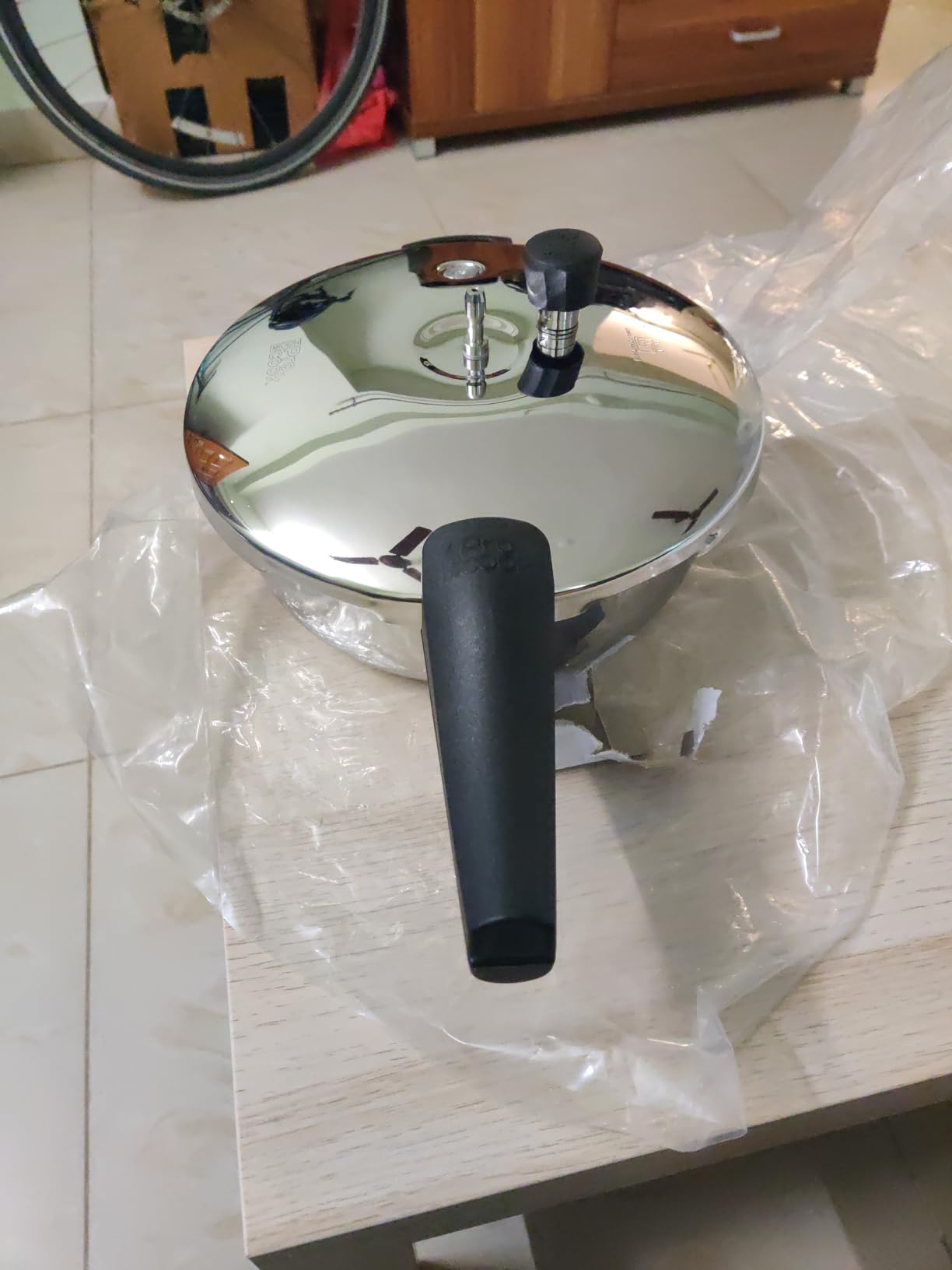 Buy MILTON Pro cook Stainless steel Triply Pressure Pan With Outer Lid ...