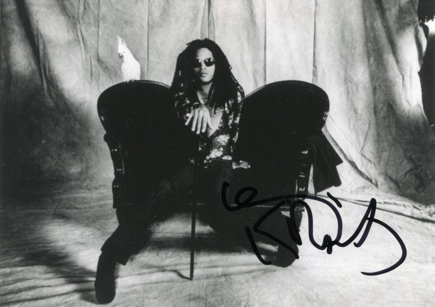 Amazon.com: SINGER Lenny Kravitz AUTHENTIC TOP autograph, In-Person ...