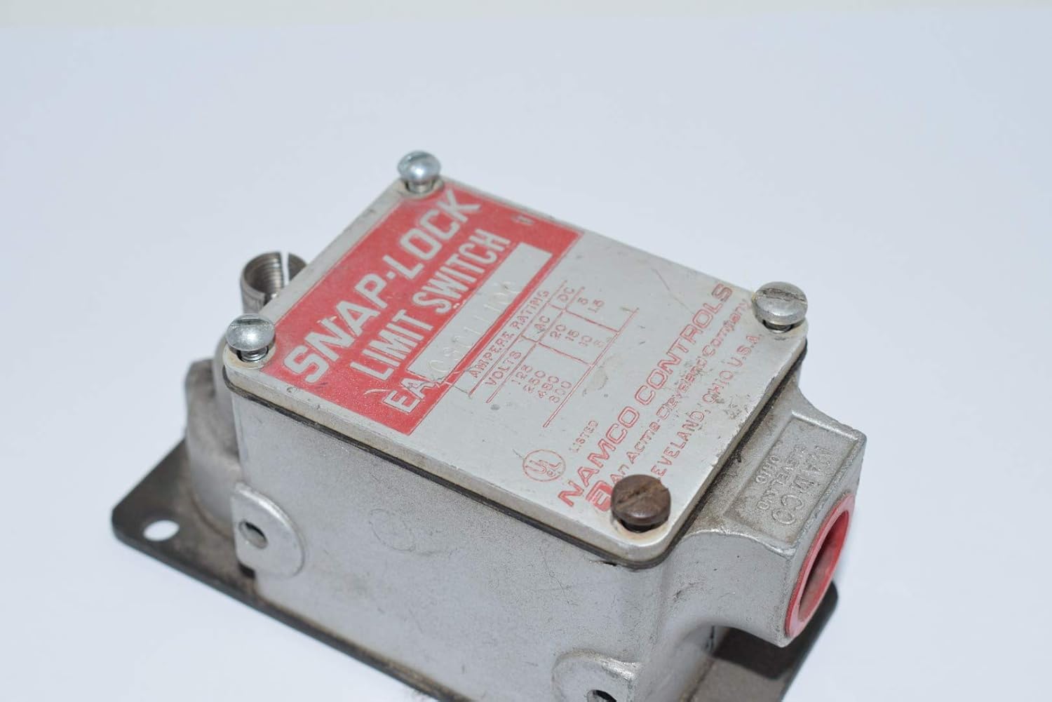 Namco EA080-11100 Snap-Lock Limit Switch 125V@20AAC/5ADC 250V@15AAC ...