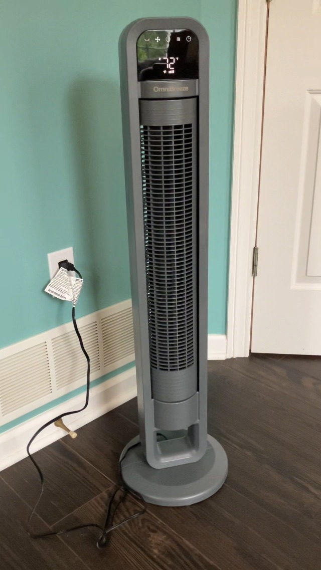 Watch Unboxing The OmniBreeze Tower Fan - Watch The Assembly! on Amazon ...