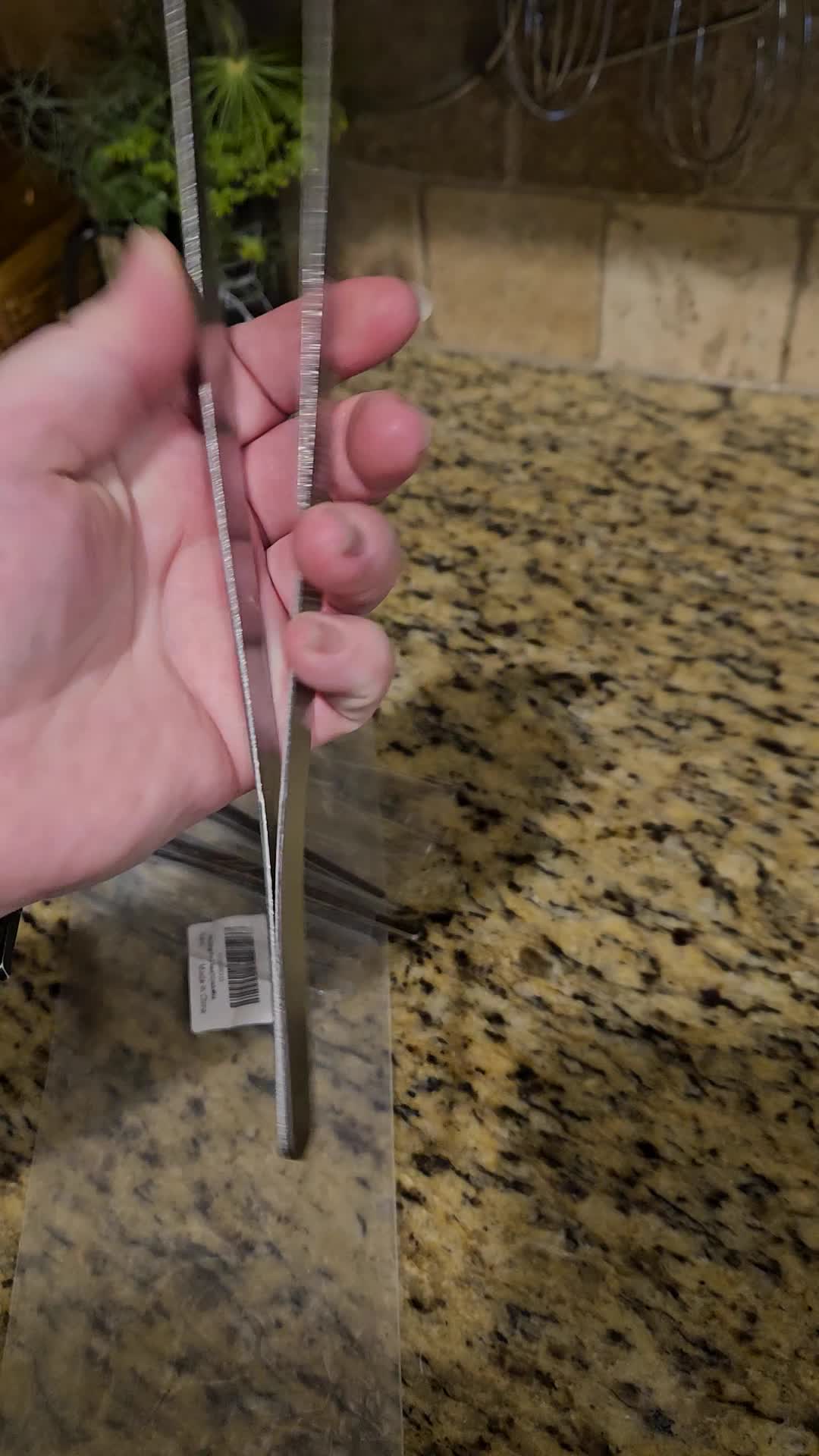 Watch Giant tweezers on Amazon Live