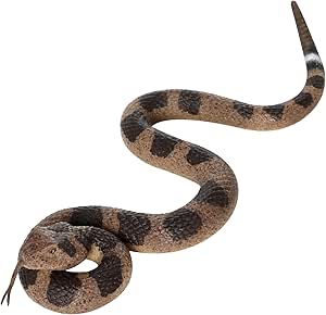 Amazon.com: Lystaii Realistic Fake Snakes Halloween Decoration Party ...