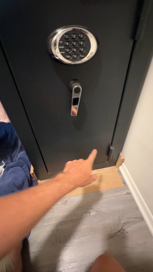 Watch Buying A Safe? Must Know Info And Features Of SentrySafe on ...