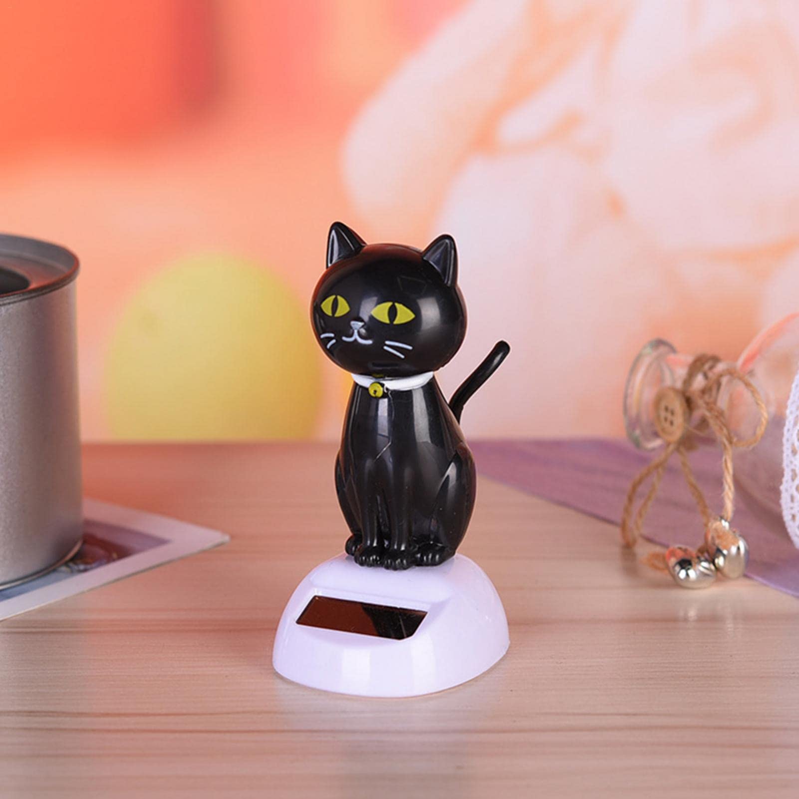 Moving Solar Bobblehead Cat Feet