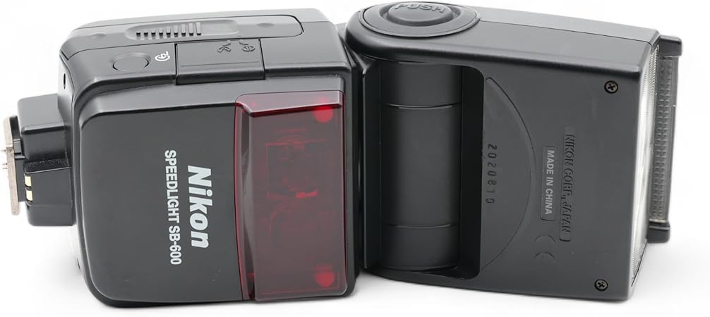 Amazon.com : Nikon SB-600 Speedlight Flash for Nikon Digital SLR ...