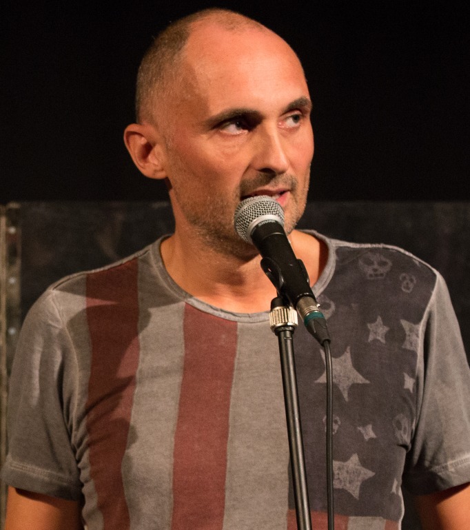 Amazon.de: Oliver Graf: Bücher, Biographie, neuestes Aktualisierung