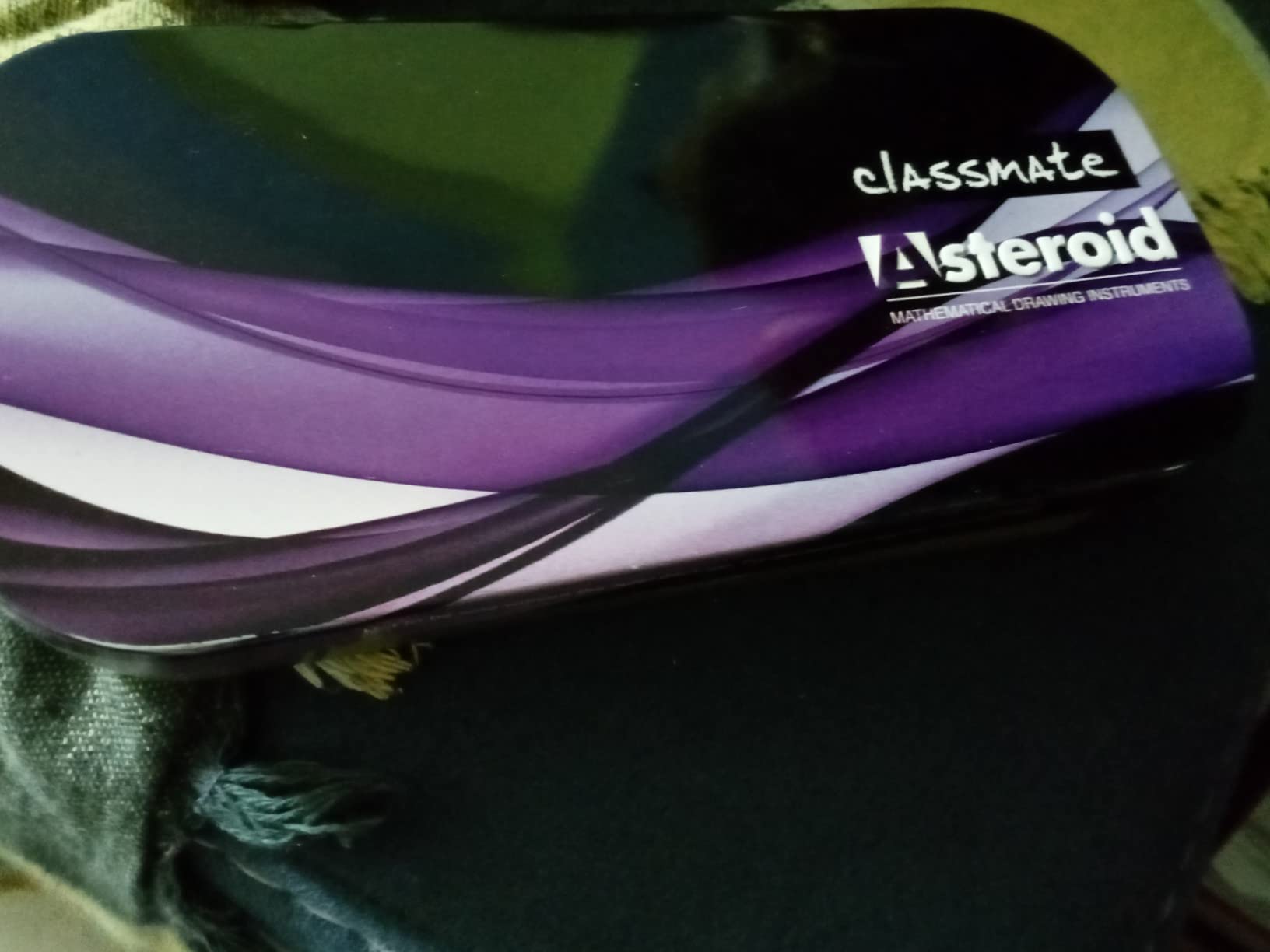 Classmate Asteroid Mathematical Drawing Instruments Box : Amazon.in ...