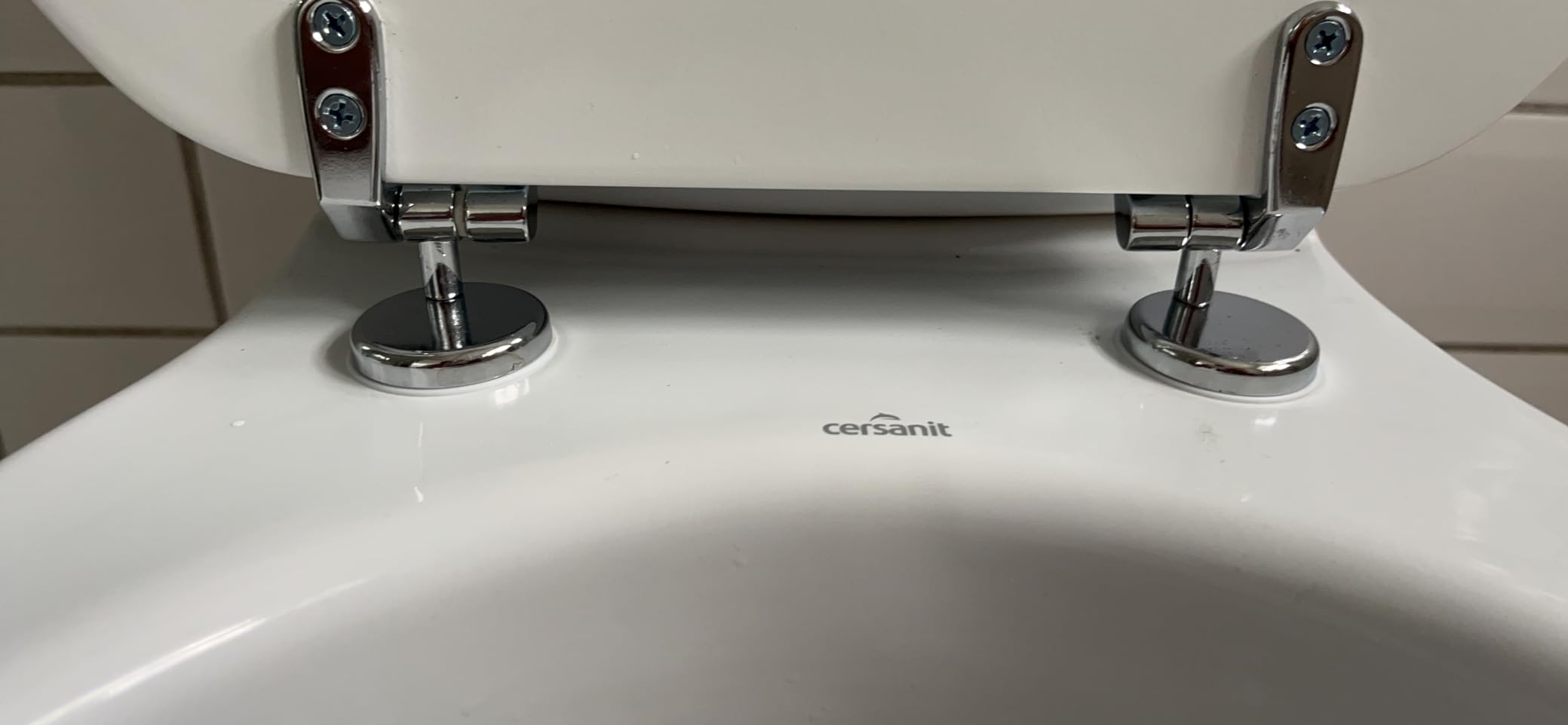 VapourOn Heavy Duty Soft Close Toilet Seat Antibacterial with ...