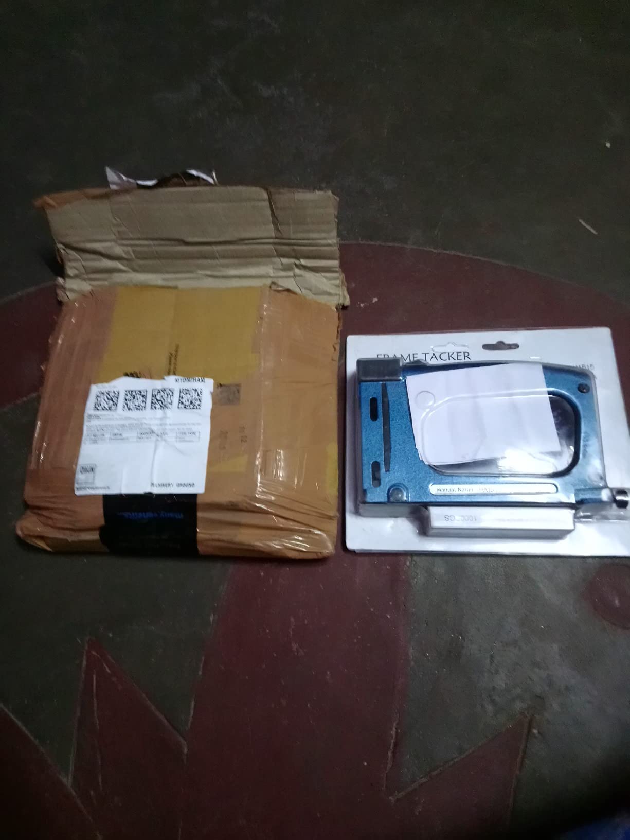 KROST Metal Portable Picture/Photo Frame Tacker : Amazon.in: Home & Kitchen