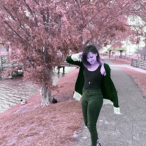 Play holding pattern. by Chelsea Chaisson on Amazon Music Unlimited