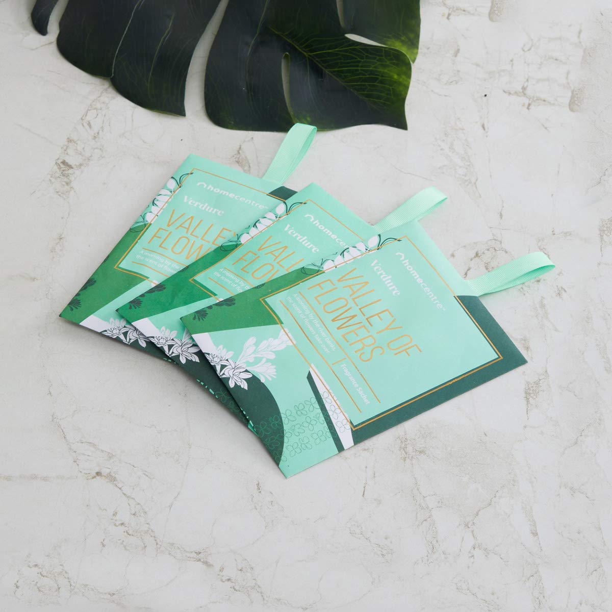 Home Centre Redolence Floral Fragrance Sachet - Set of 3 : Amazon.in ...