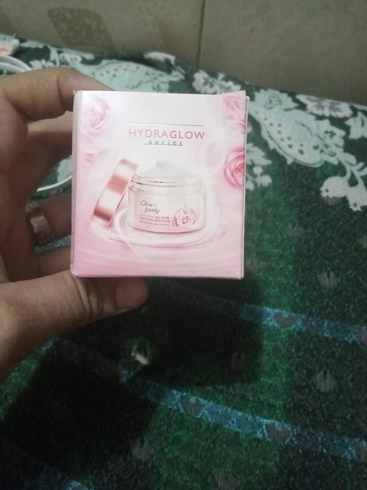Glow & Lovely HydraGlow Rose Enrich Serum Cream 50g : Amazon.in: Beauty