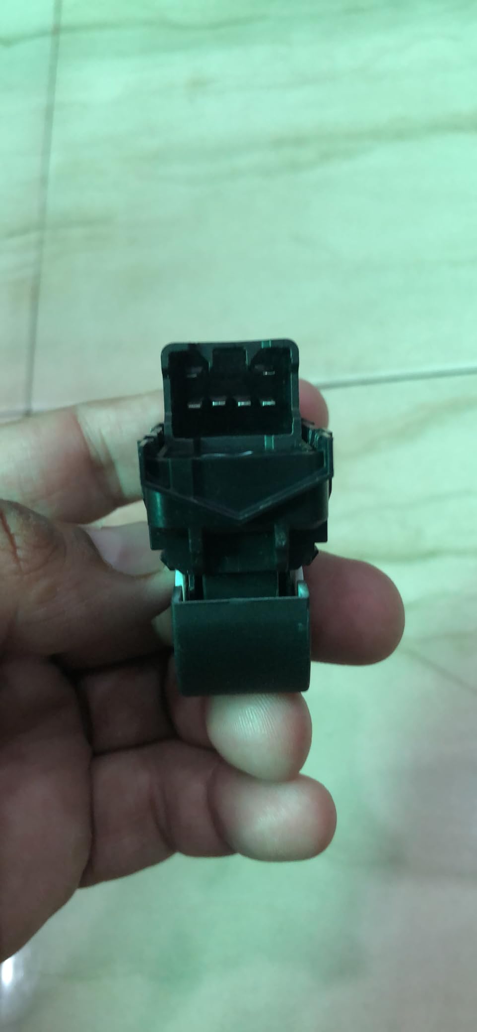 Uno Minda S22147-000M00 Power Window Switch -Sub, 1, with Illumination ...