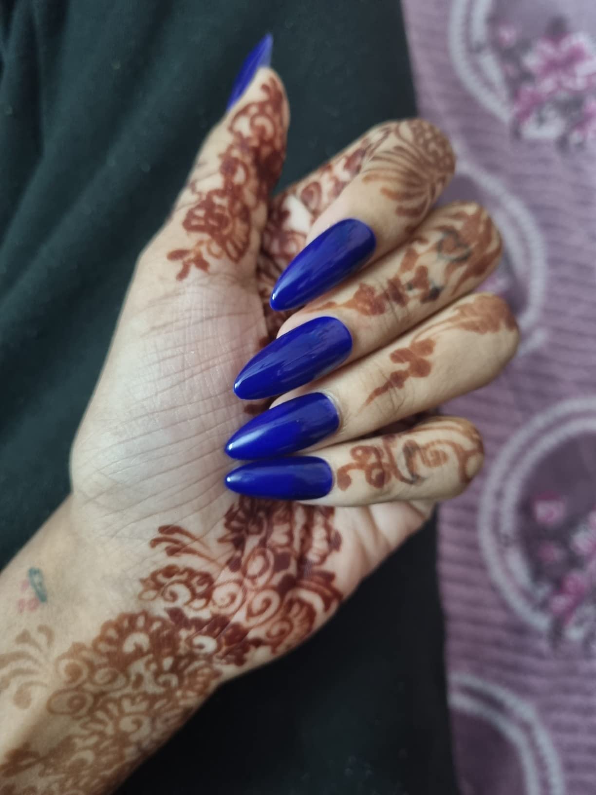 Buy SOEZI Women's electrifying Reusable SOEZI Press On Nails ...