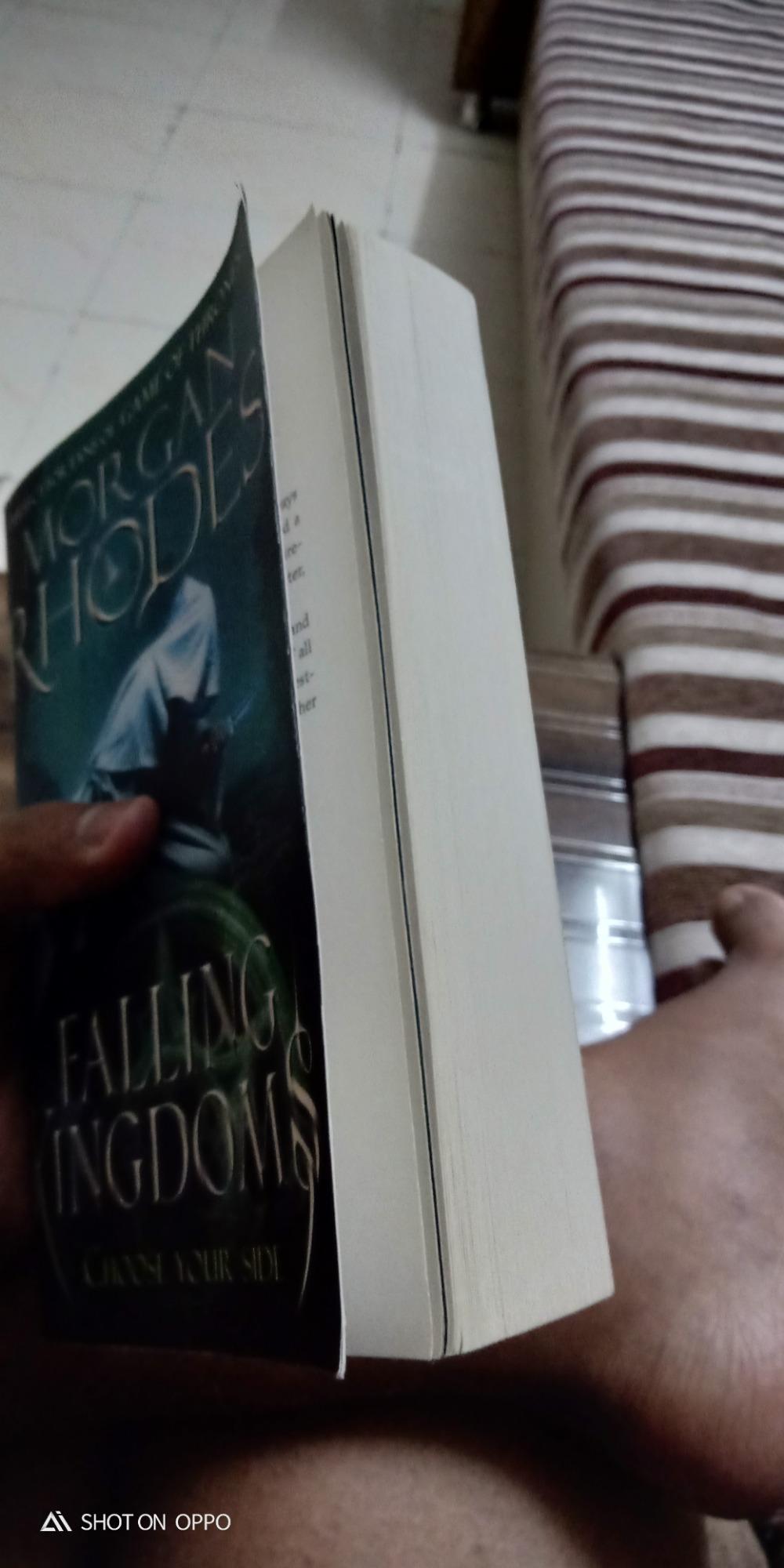 Falling Kingdoms: Choose your side : Rhodes, Morgan: Amazon.in: Books