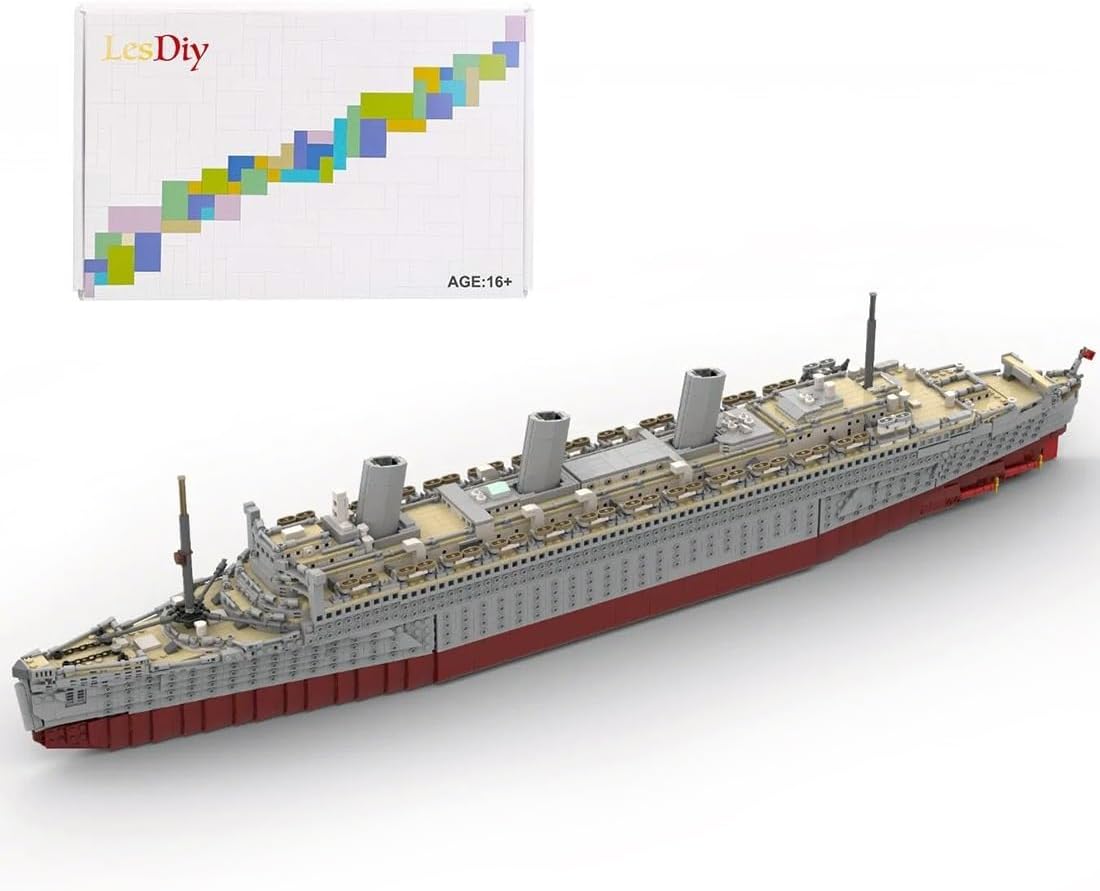 Amazon.com: SUPERFLEX 4746PCS Cruise Model Building Blocks, Sci-fi ...