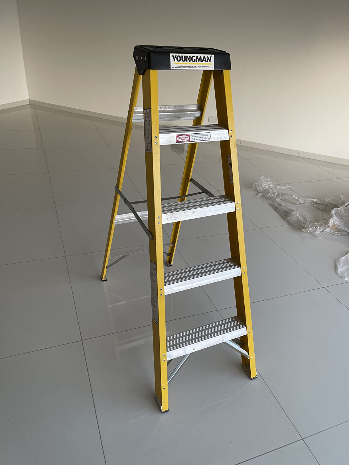 Foldable Youngman Step Ladder for Home (4 Step) Yellow : Amazon.in ...