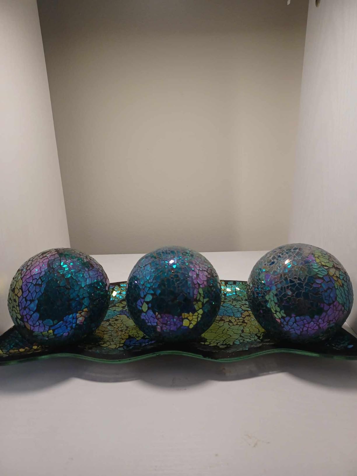 Amazon.com: FUTUREPLUSX 3PCS Decorative Glass Orbs, Mosaic Sphere Balls ...