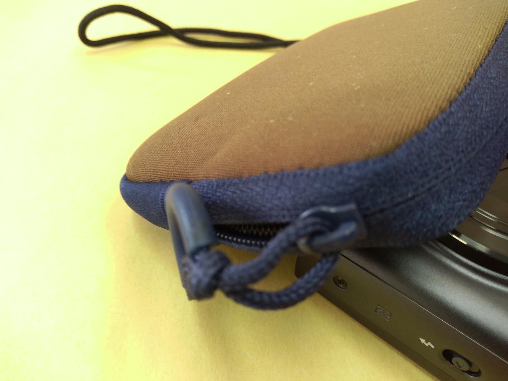 Amazon.co.jp: エレコム デジタルカメラケース ソフトケース ネオプレン リングファスナー Sサイズ 参考収納寸法:100.5×27×61mm ブラウン DGB-065BR ...