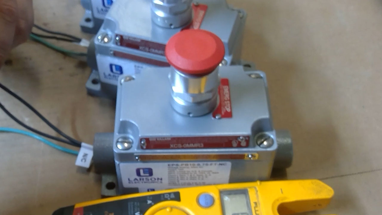 Watch Explosion Proof 10 Amp Mushroom Push Button Switch on Amazon Live