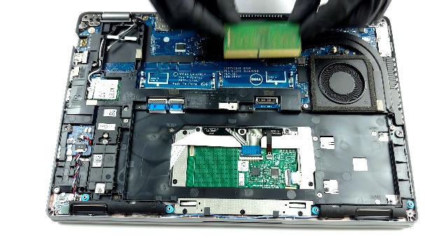 Watch Dell Latitude 14 5420 - disassembly and upgrade options on Amazon ...